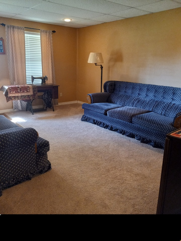 The Cottage At Wooded Oaks - Stephenville, TX