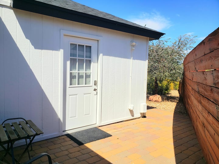 Super 2-room Suite*own Entrance*own Bath*westgate - Phoenix, AZ