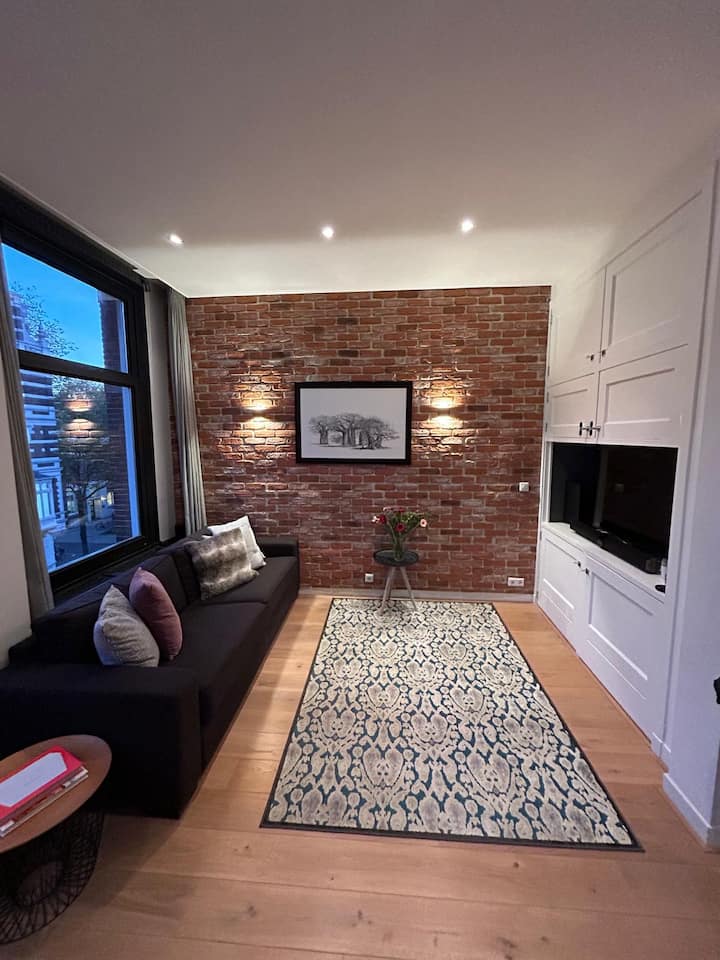 Bright, Central And Newly Renovated Apartment - Amsterdam