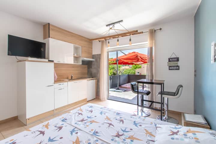 Gîte Jacuzzi Privatif Bougainvillées De Camargue - Aimargues