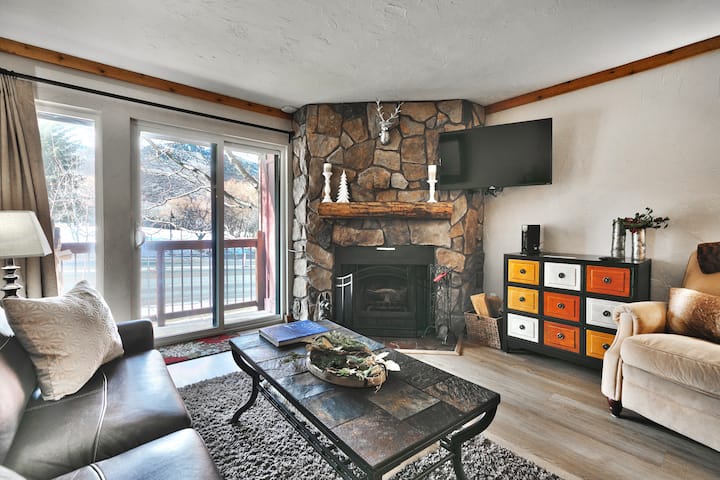 Mountain Views! Hot Tub/pool Walk To Lifts & Main2 - Park City, UT