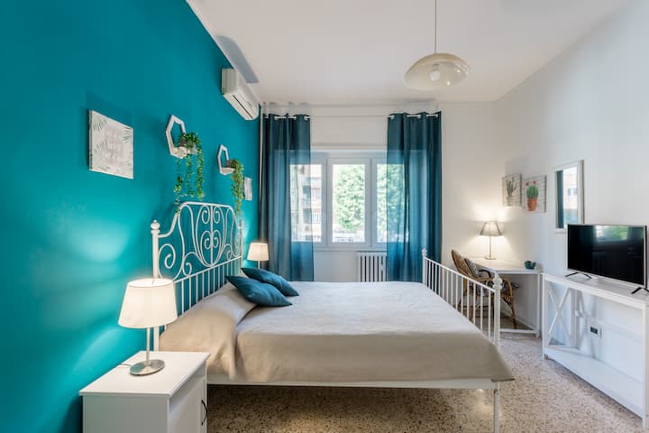 Bright And Spacious Tuscolana Apartment - Roma