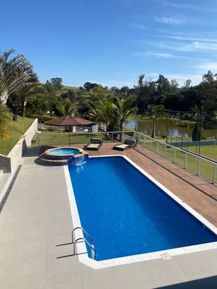 Chácara Linda  Extrema -Lareira Externa/20 Pessoas - Extrema