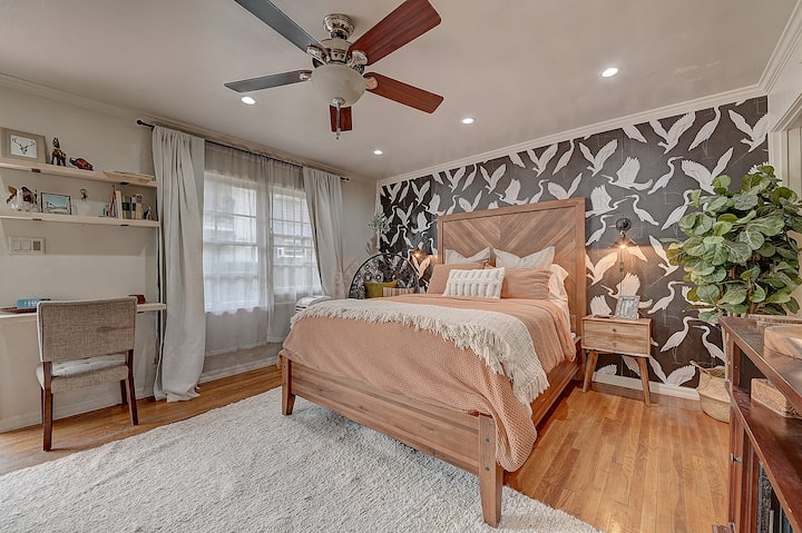 License To Chill Studio - Long Beach, CA