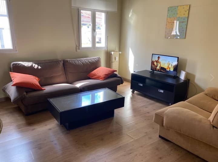 Big Apartment In Chamberí - San Blas