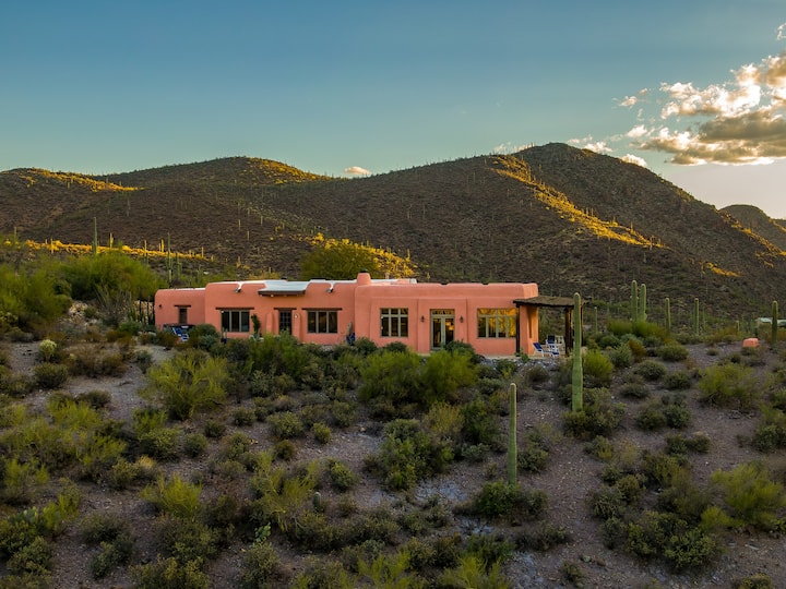 Casa De Saguaro National Park Adobe Home - Tucson Estates, AZ
