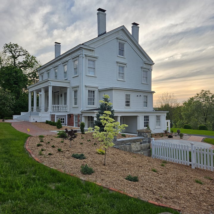 Historic 1850's Greek Revival Warwick Estate - Monroe, NY