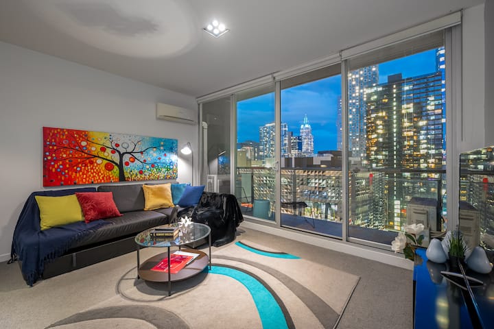 Convenient Cbd Retreat: Best Location! 2br|2ba|2p - Melbourne