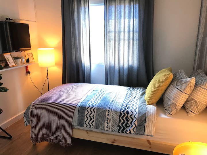 Private Small Room/minute Away From Bts/siam/mbk - Bangkok