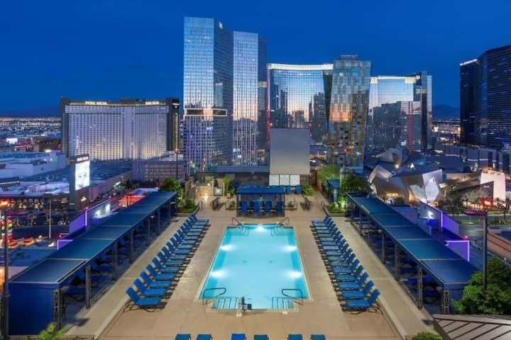 Polo Towers Suites/villas - 2 Bdrm Strip Near Mgm - Las Vegas Strip, NV