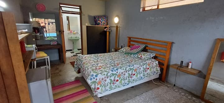 *En Suite Room & Courtyard Space In Westcliff* - Johannesburg