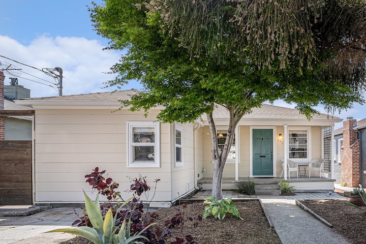 Charming Home Near Bart - El Cerrito, CA