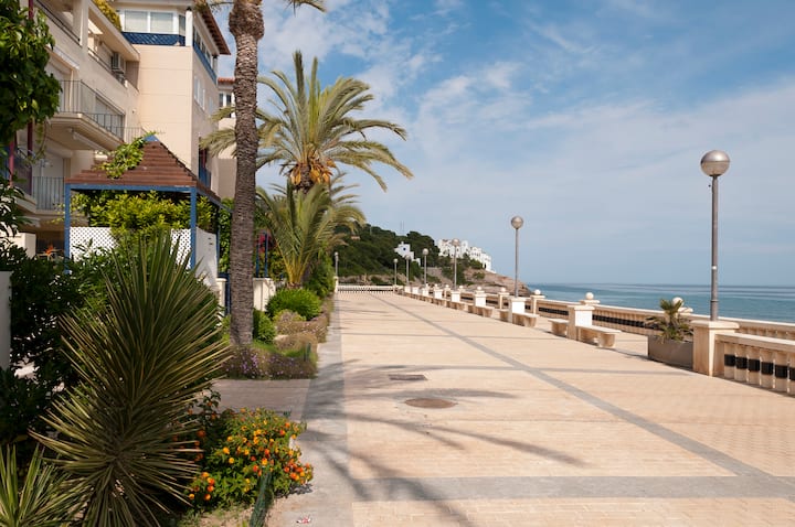 La Marina D'aiguiadolç - Sitges