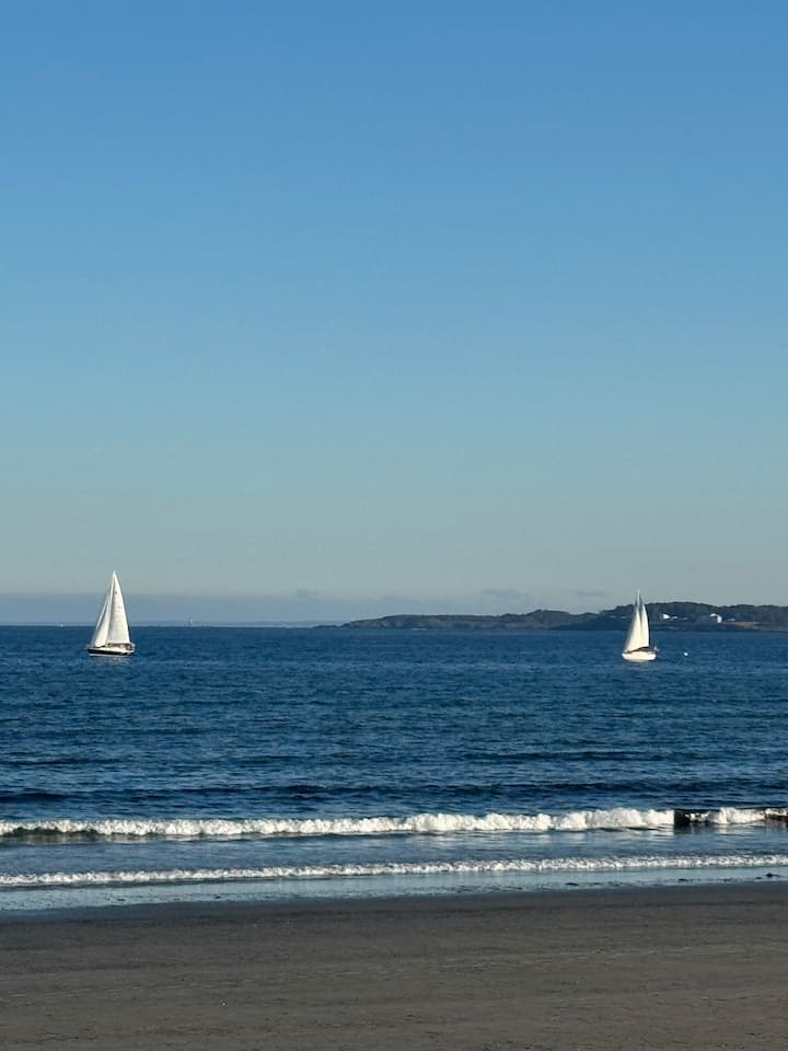 2br Coastal Retreat + Ev | 30m Boston, 15m Salem - Lynn, MA