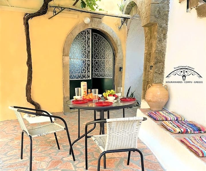 Traditional House In Corfu, Kouramades Vlg - Corfou