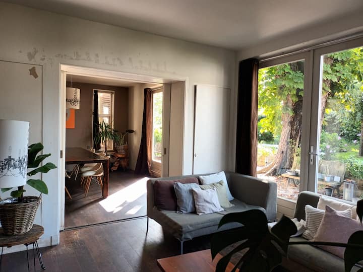 Hannahhoeve Complete House, Free Parking, Wifi - 