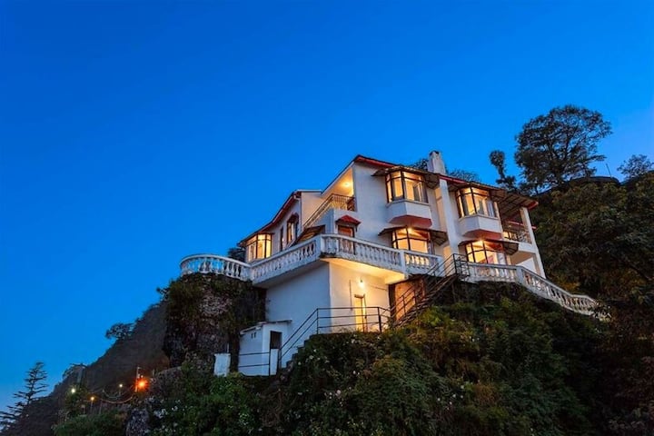 4bd Snow-capped Peak View Pvt Villa | W/cook & Bbq - Mussoorie