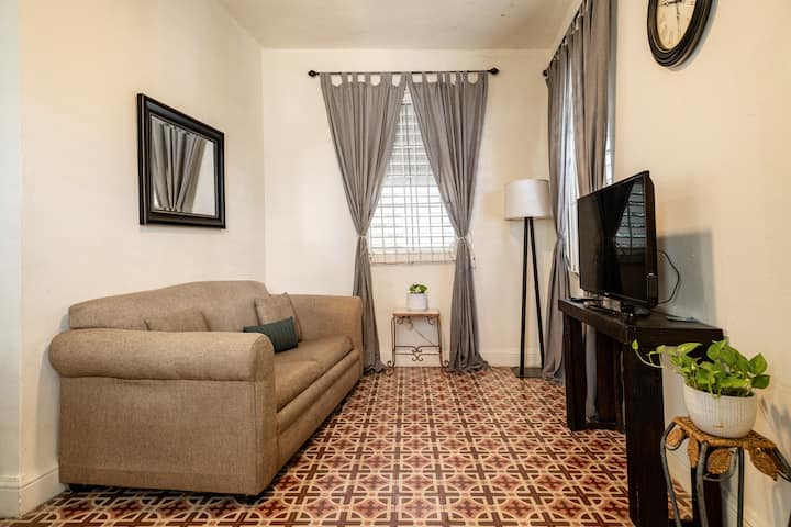 Spacious And Cozy House Very Close To The Beach! - San Juan