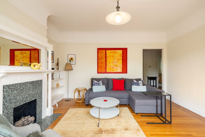 Charming Edwardian Castro District 1br Apartment - San Francisco, CA