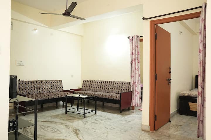 Fully Furnished Flat-with/without Ac.  Reburbished - Hyderabad