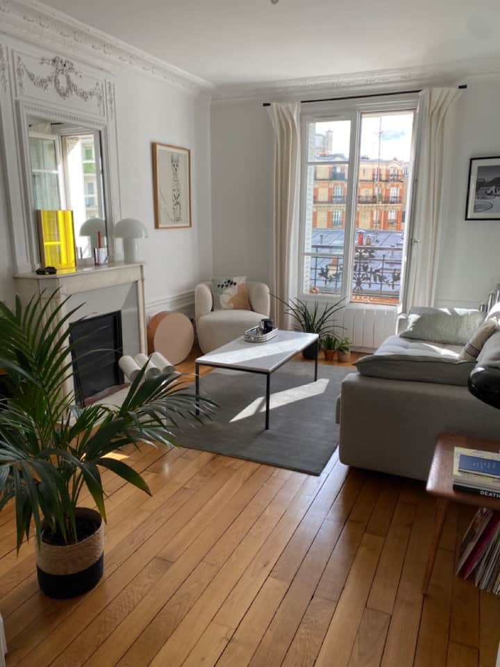 Montmartre Sunny / Charming Apartment For 2 - France