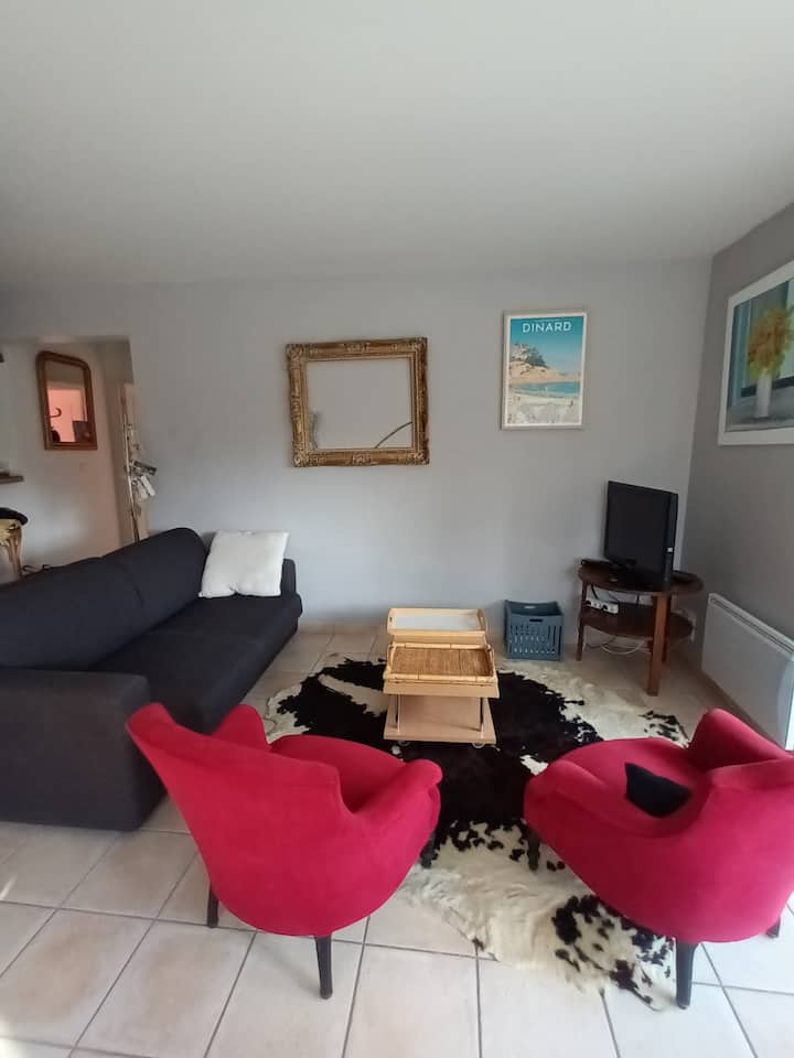 Coeur De Dinard,appart Spacieux 2 Chambres, Jardin - Dinard