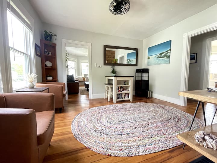 Stunning 2br Airbnb On Portland’s Back Bay - Portland