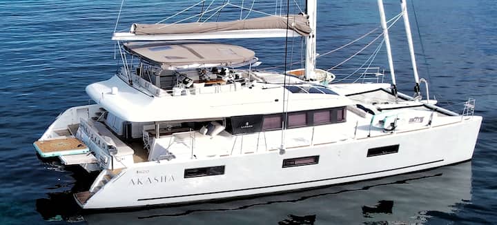 Akasha  Catamaran Bahamas - Nassau