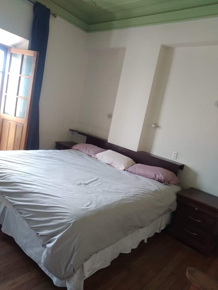 Centric, Spacious & Sunny Studio - Sucre