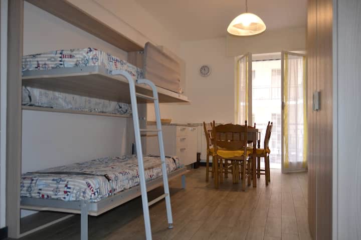 Very Close To The Beach And Train Station - Wifi - Sestri Levante