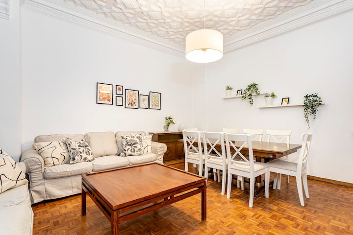 Spacious & Cozy - 6 Br - Premium Location, Wifi - Valencia