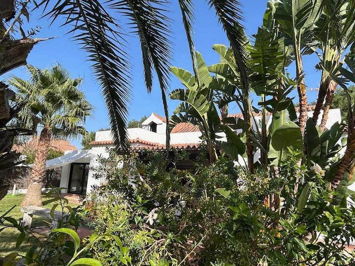 Labaska, The Garden Of Zahora - Los Caños de Meca