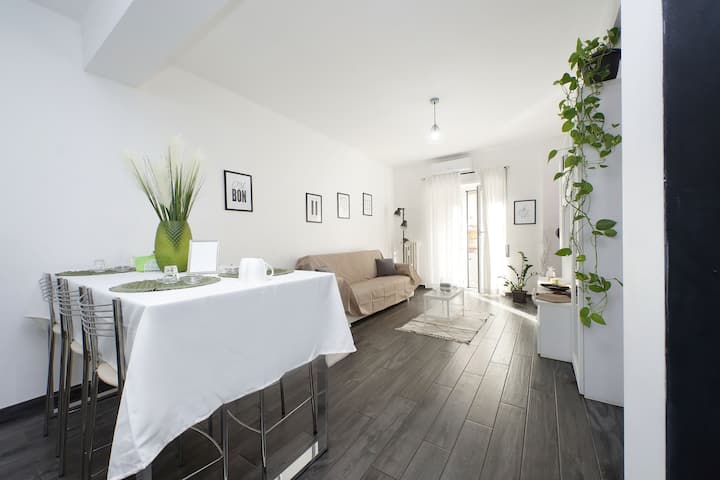 Makà, Una Struttura Dal Fascino Unico. - Rome