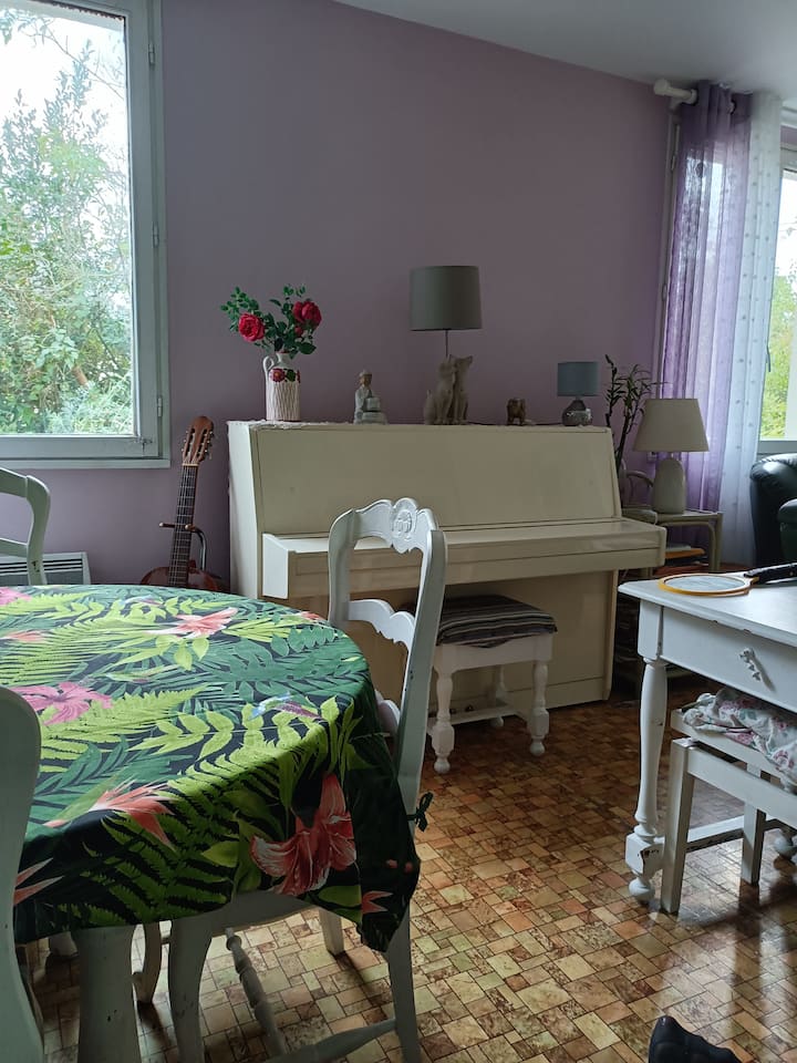 Chambres D'hôtes Et Table D'hôtes - Angoulême