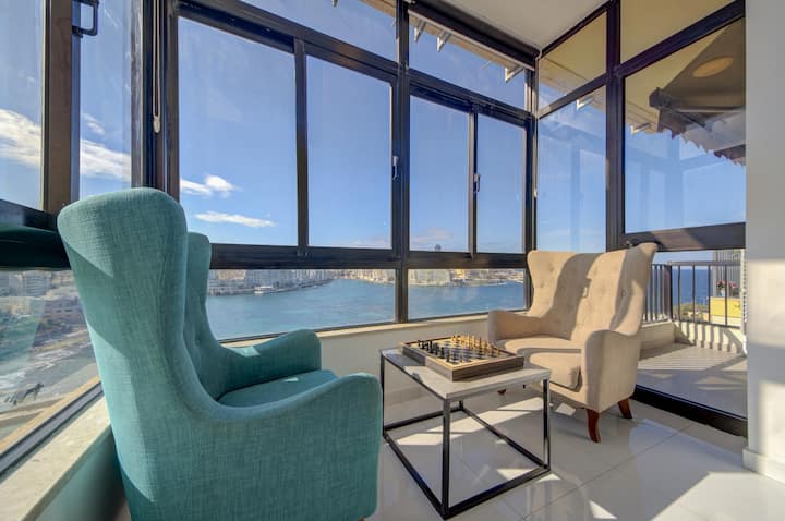 Large 8th Floor Apt With Best Sea Views In Sliema - Malta