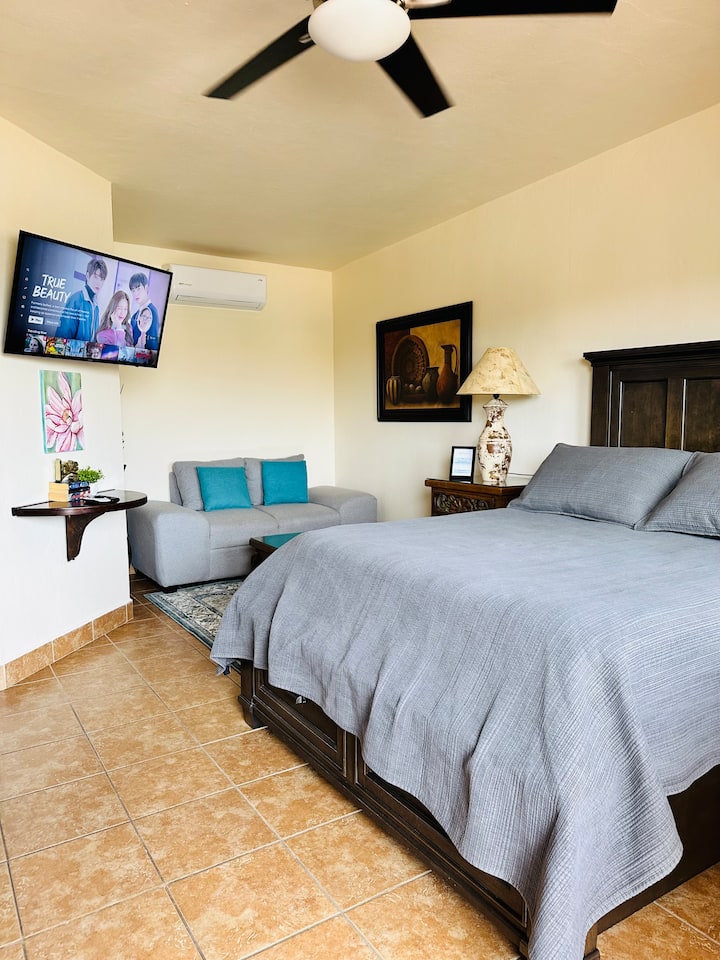 Studio In The Center Of Cabo San Lucas. - Cabo San Lucas