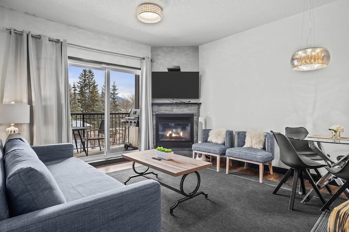 Mountain View 2 Bdrm 2 Bath, Sleeps 6 - Canmore