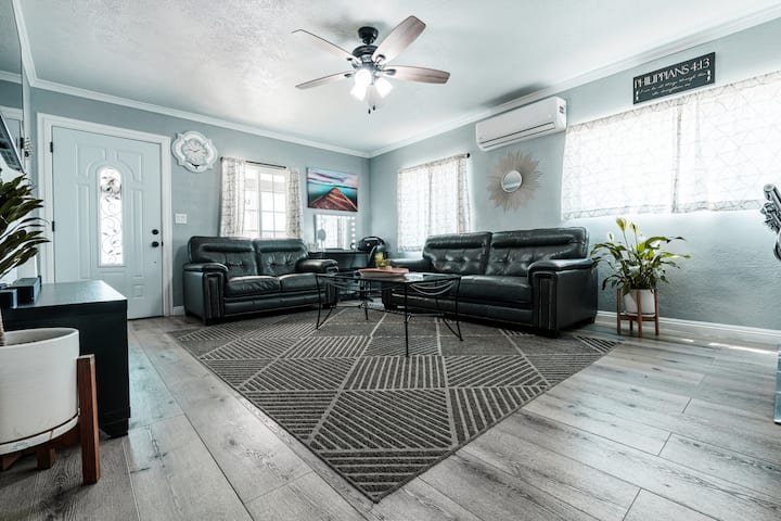 Refined La Retreat | Near Lax Sofi & Intuit Dome - Los Angeles Airport (LAX)