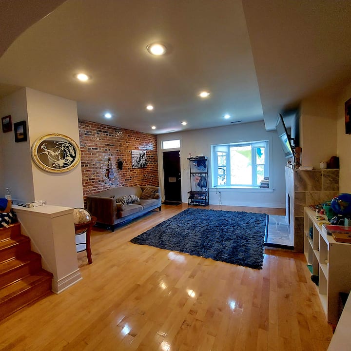 Kid-friendly Petworth Rowhome W/back Yard - Washington, DC
