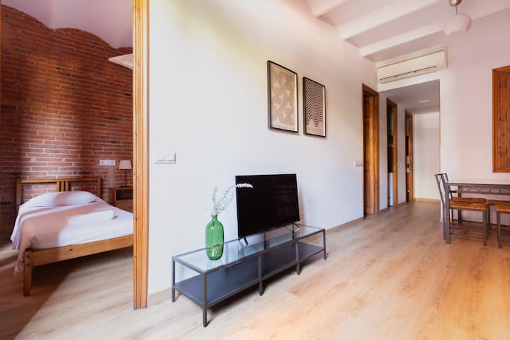 Lovely Apartment For Families By Sagrada Familia - Sant Cugat del Vallès