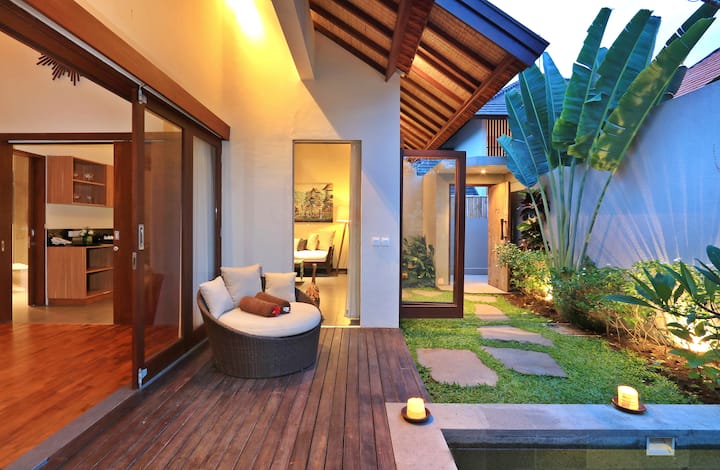 Private Romantic Honeymoon Villa With Pool, Close To Seminyak, With Personalised And Attentive Service - Denpasar