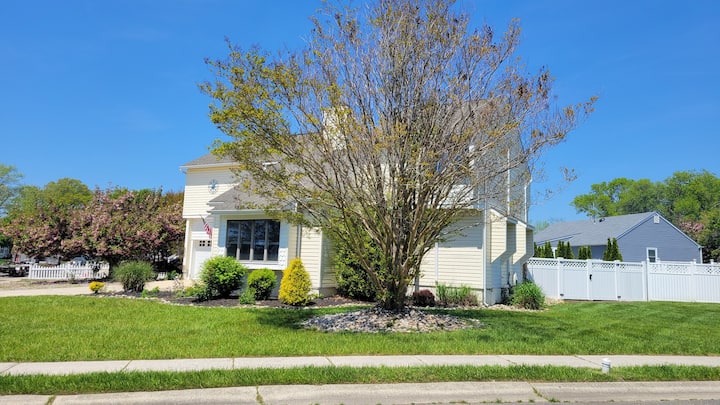 Spacious Cape May Tranquility Near The Cm Canal! - North Cape May