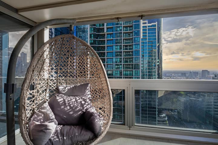 Cityview 3br Retreat – Bright, Cozy & Connected - Melbourne