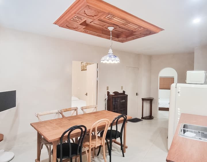 전포역5분/2층/퀸침대4/방3/화장실2/8인 - Busan