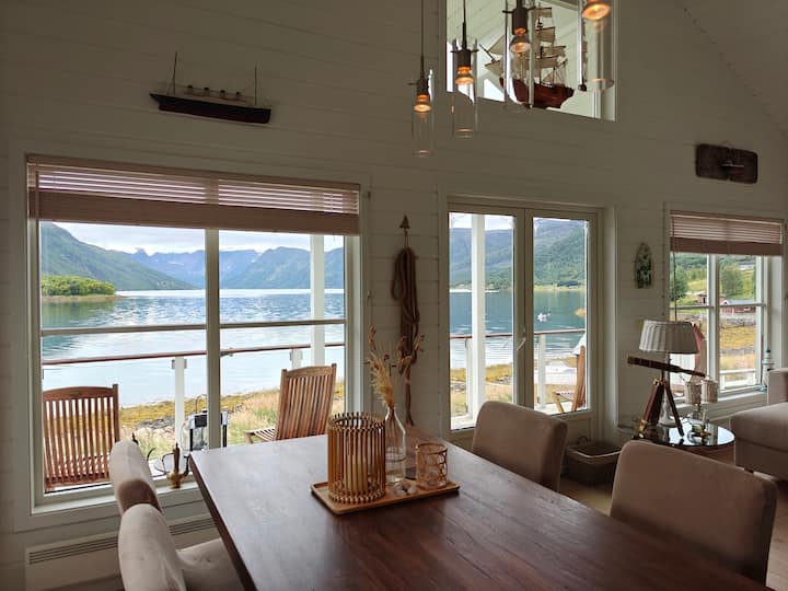 Henrybu
Comfortable House By The Fjord. - Alta