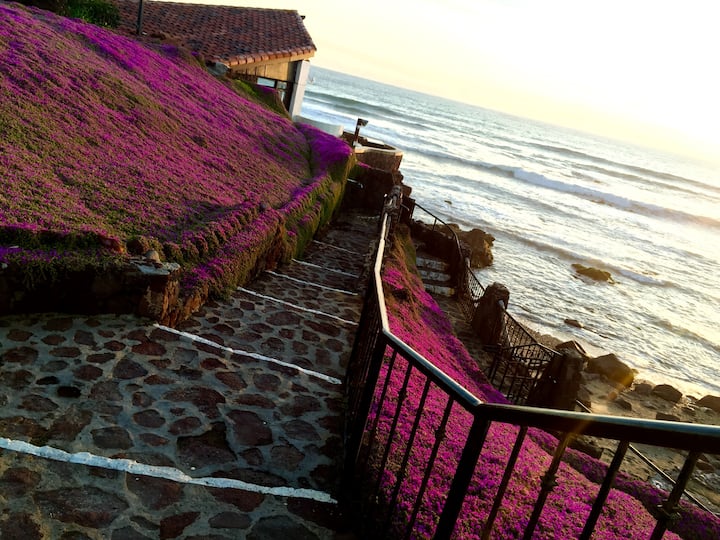 La Paloma Rosarito Beach House Right On The Beach! - Rosarito