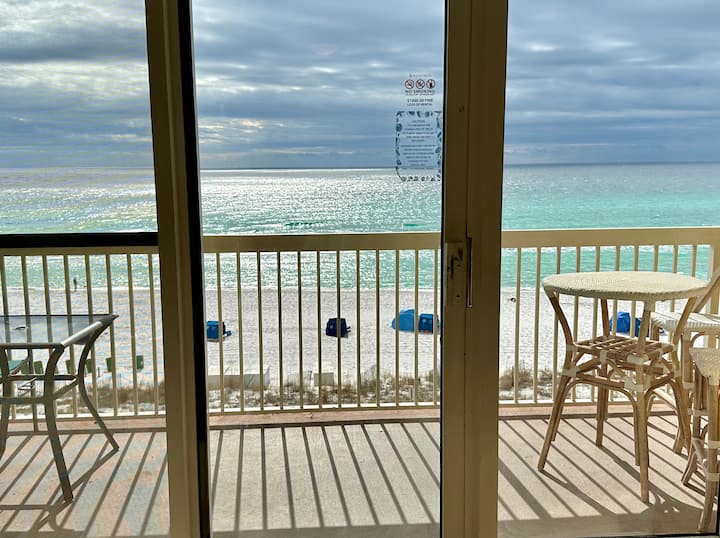 True Beachfront In Resort A Real Gem. Lux Comfort - Destin, FL