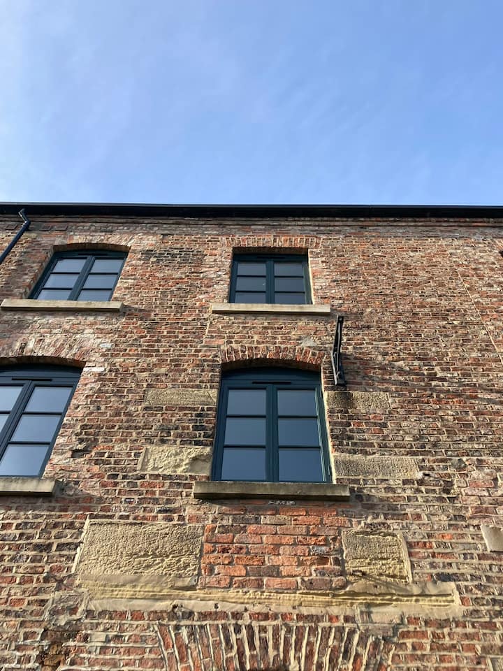 Converted Factory Apartment In The Heart Of York - 約克