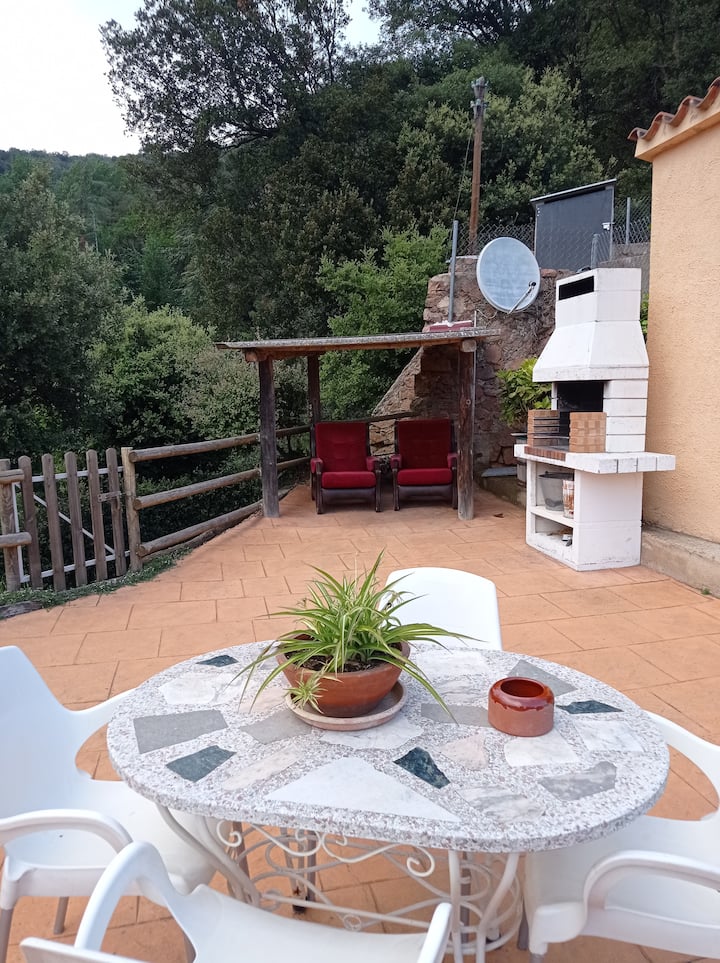 Escapade, Barbecue Et Hamac - Montseny
