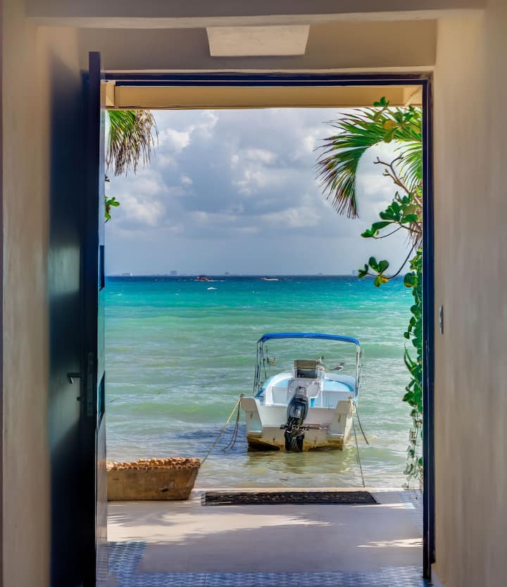 Wow! 3 Bdr, Beach 0 Min,5th Avenue 2 Min! - Playa del Carmen